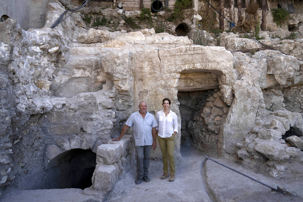 Wed. 9:21 p.m.: Elevator project in Old Jerusalem leads to surprising ...